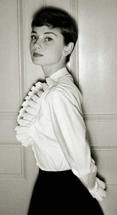 15 Good Audrey Hepburn Pixie Cut | Pixie Cut - Haircut for 2019